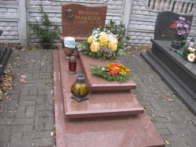 GROBONET - wyszukiwarka osób pochowanych - Cmentarze Komunalne w Katowicach